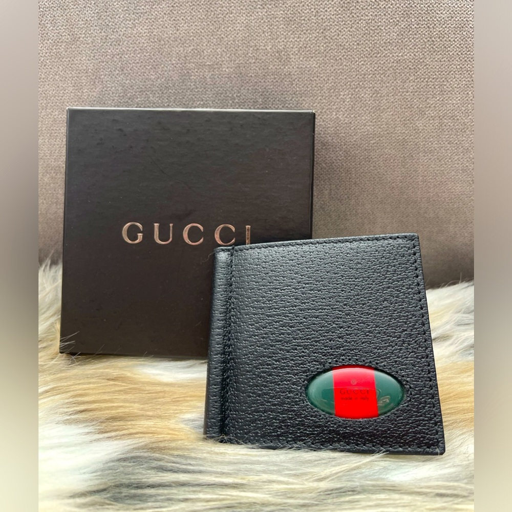 Gucci Black Grained Leather Web Logo Bifold Bill/Mone… - Gem